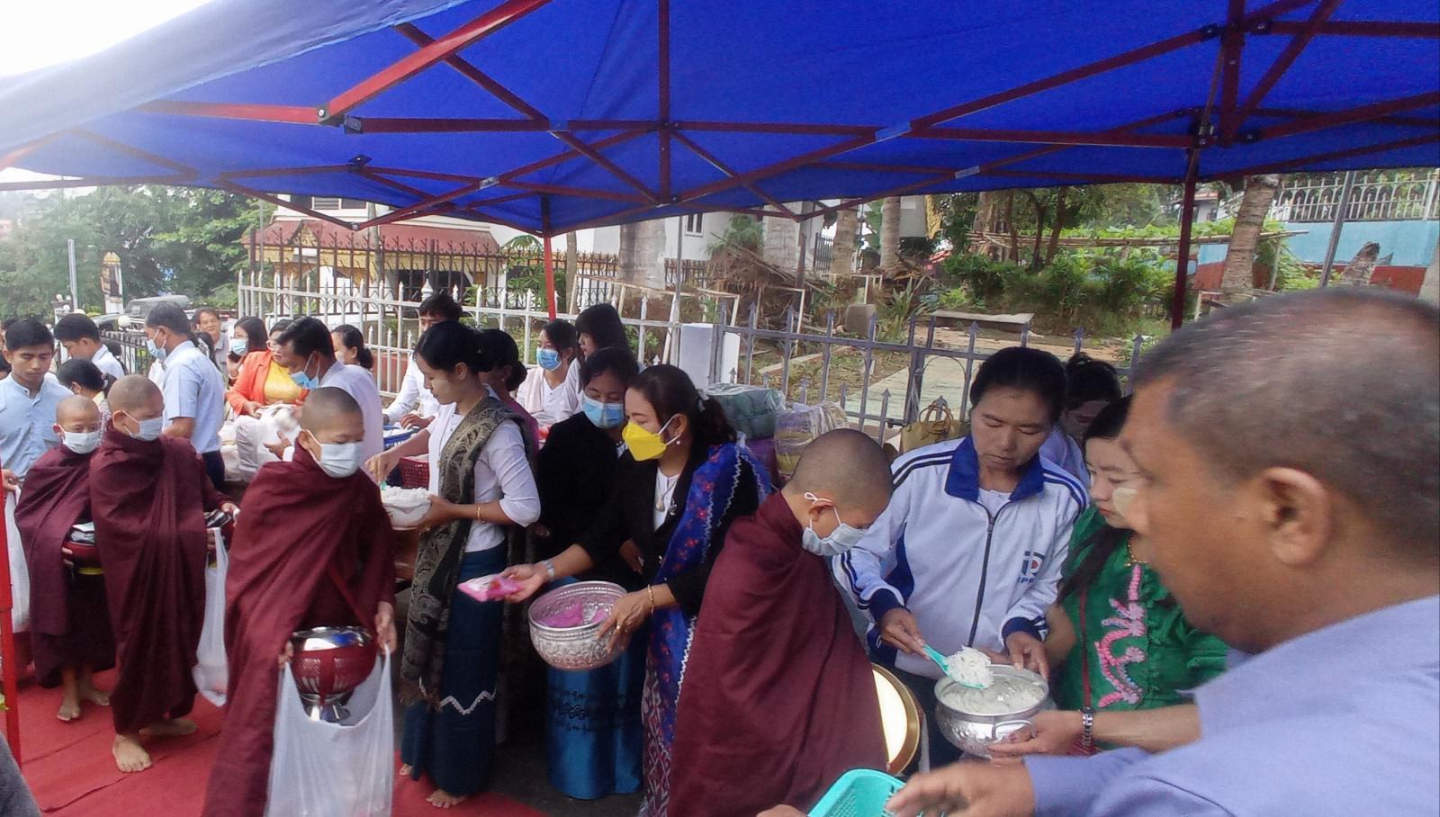 ကျိုင်းတုံမြို့နယ်တွင် ဝါတွင်း ၃လ ကာလအတွင်း စုပေါင်းဆွမ်းဆန်စိမ်းလောင
