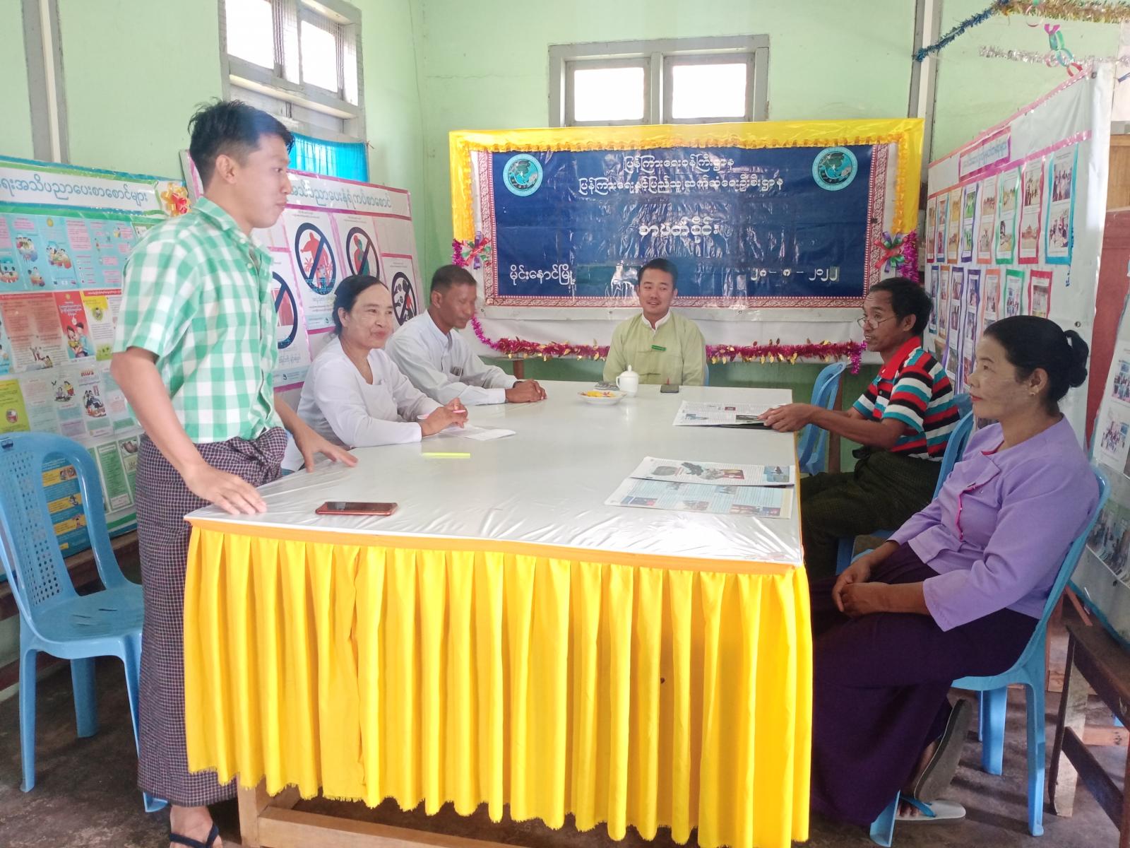 မိုင်းနောင်မြို့ ပြန် ဆက်ဦးစီးဌာနရုံး Community Centerတွင် စာပေချစ