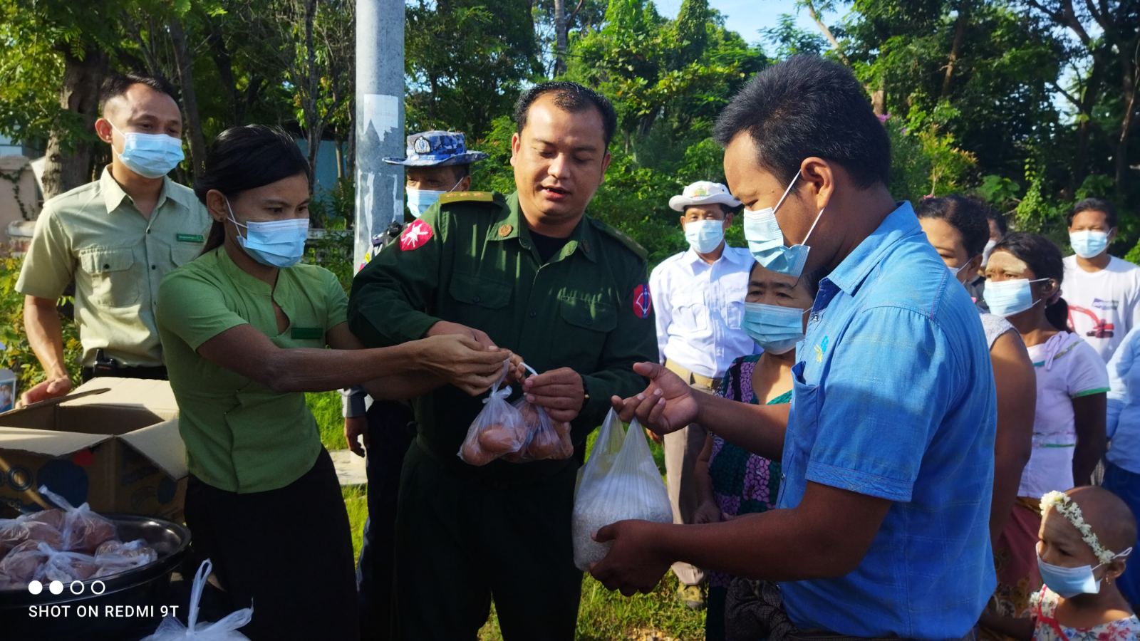 ဆားလင်းကြီးမြို့တွင် အခြေခံစားသောက်ကုန်များ ဈေးနှုန်းချိုသာစွာ ဆက်လက