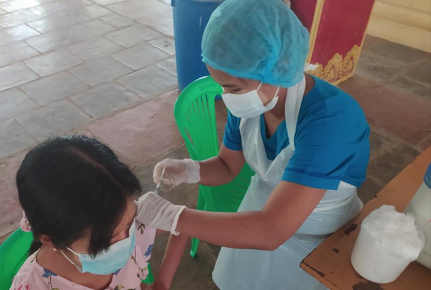 ညောင်ဦးခရိုင်အတွင်း ကျောင်းသား၊ ကျောင်းသူများအား ကိုဗစ် ၁၉ ရောဂါ ကာကွယ