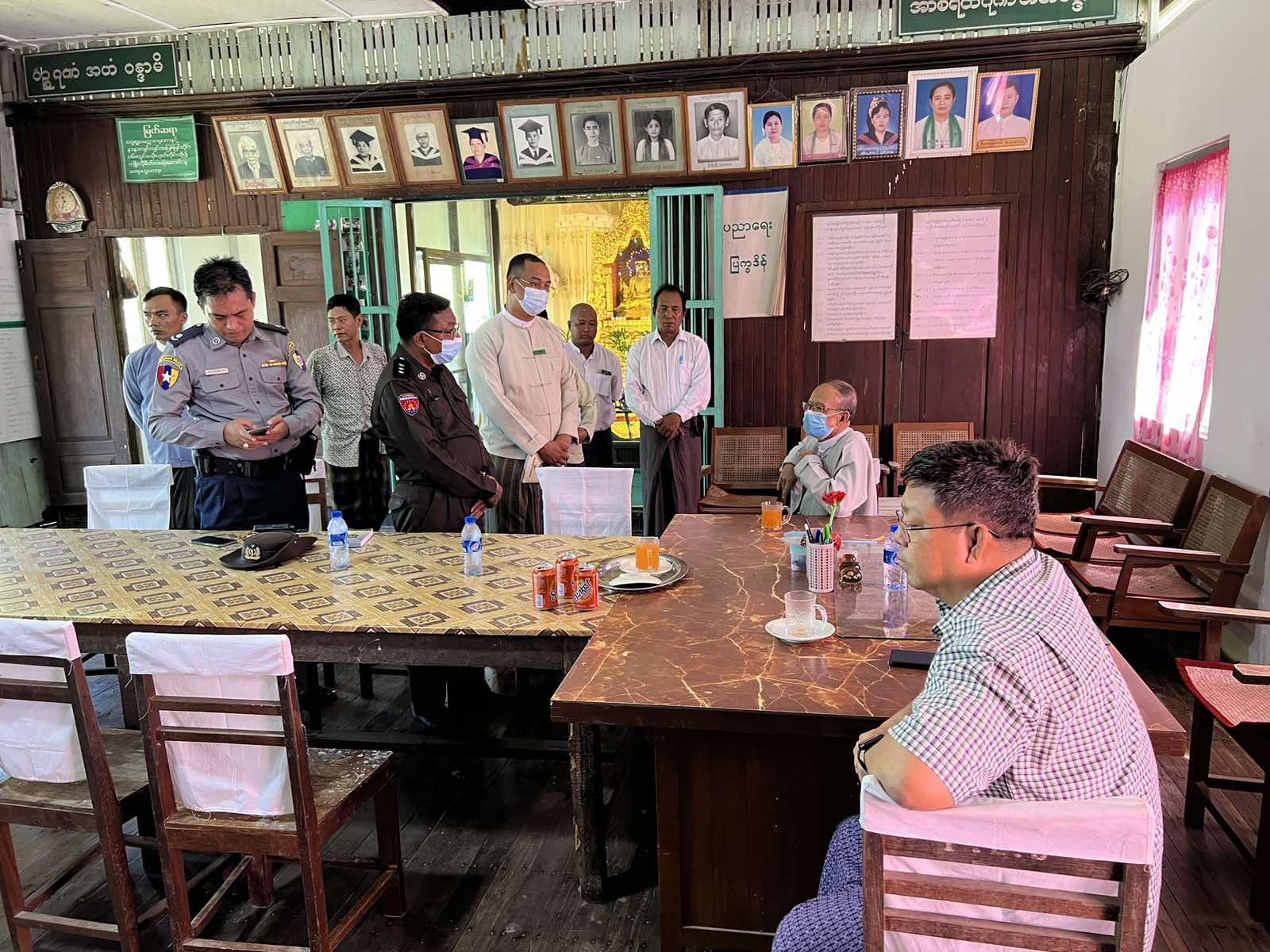ဝါးခယ်မမြို့နယ်၌ ပြည်ထောင်စုရွေးကောက်ပွဲ ကော်မရှင်အဖွဲ့ဝင်များ လာရောက