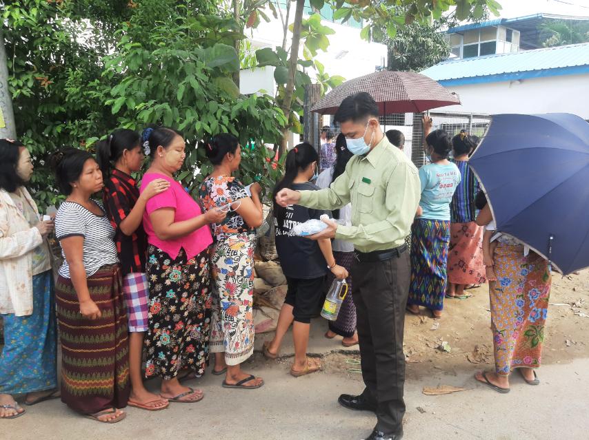 ဒဂုံမြို့သစ် မြောက်ပိုင်း မြို့နယ်တွင် ပြည်သူများလက်ဝယ်အရောက် ဆီ၊ ကြက