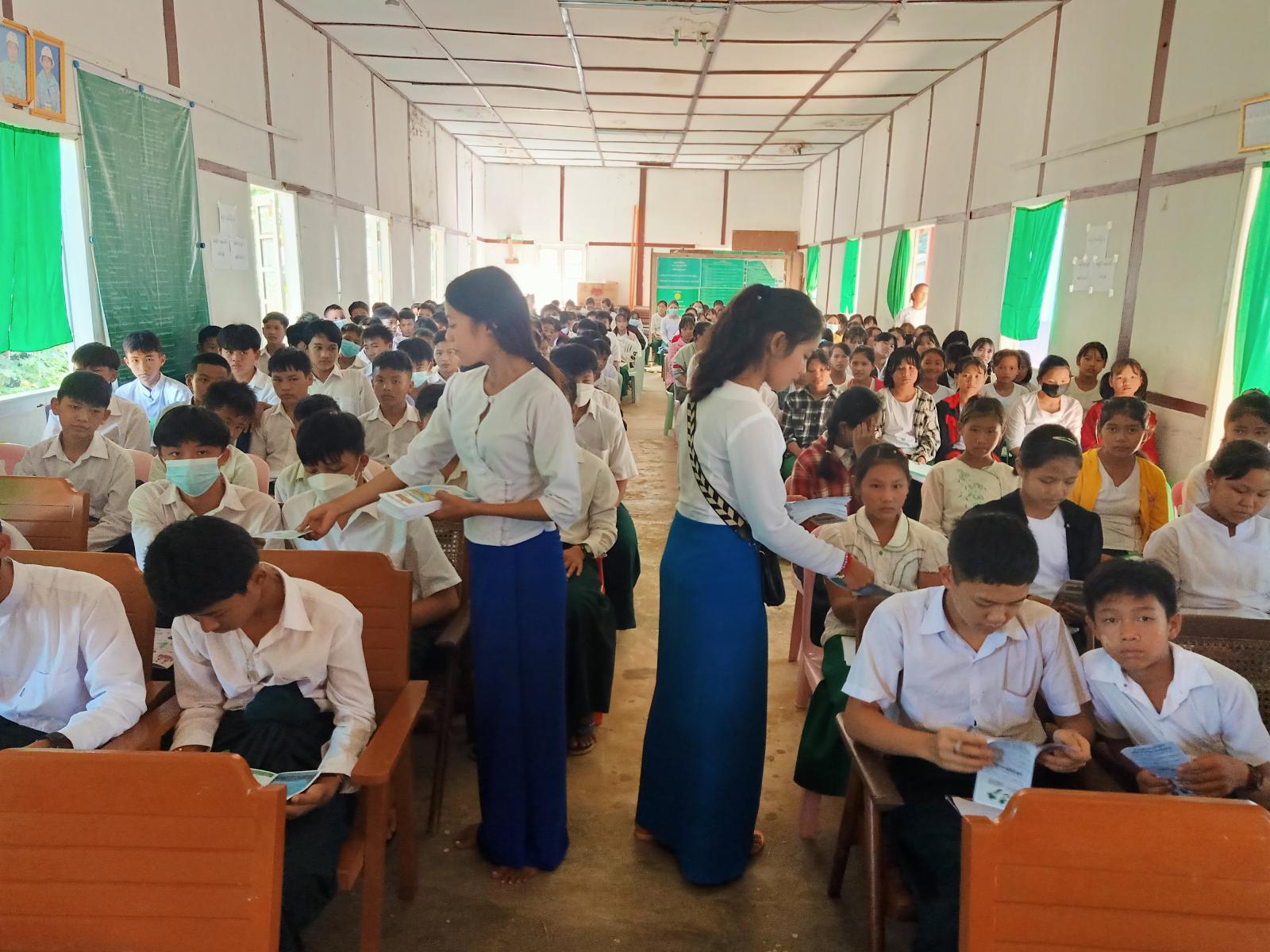 မိုင်းပျဉ်းမြို့ အထကကျောင်း၌ ၁၀၂ နှစ်မြောက် အမျိုးသားအောင်ပွဲနေ့အထိမ်းအမှတ်ဟောပြောပွဲ ဆောင်ရွက