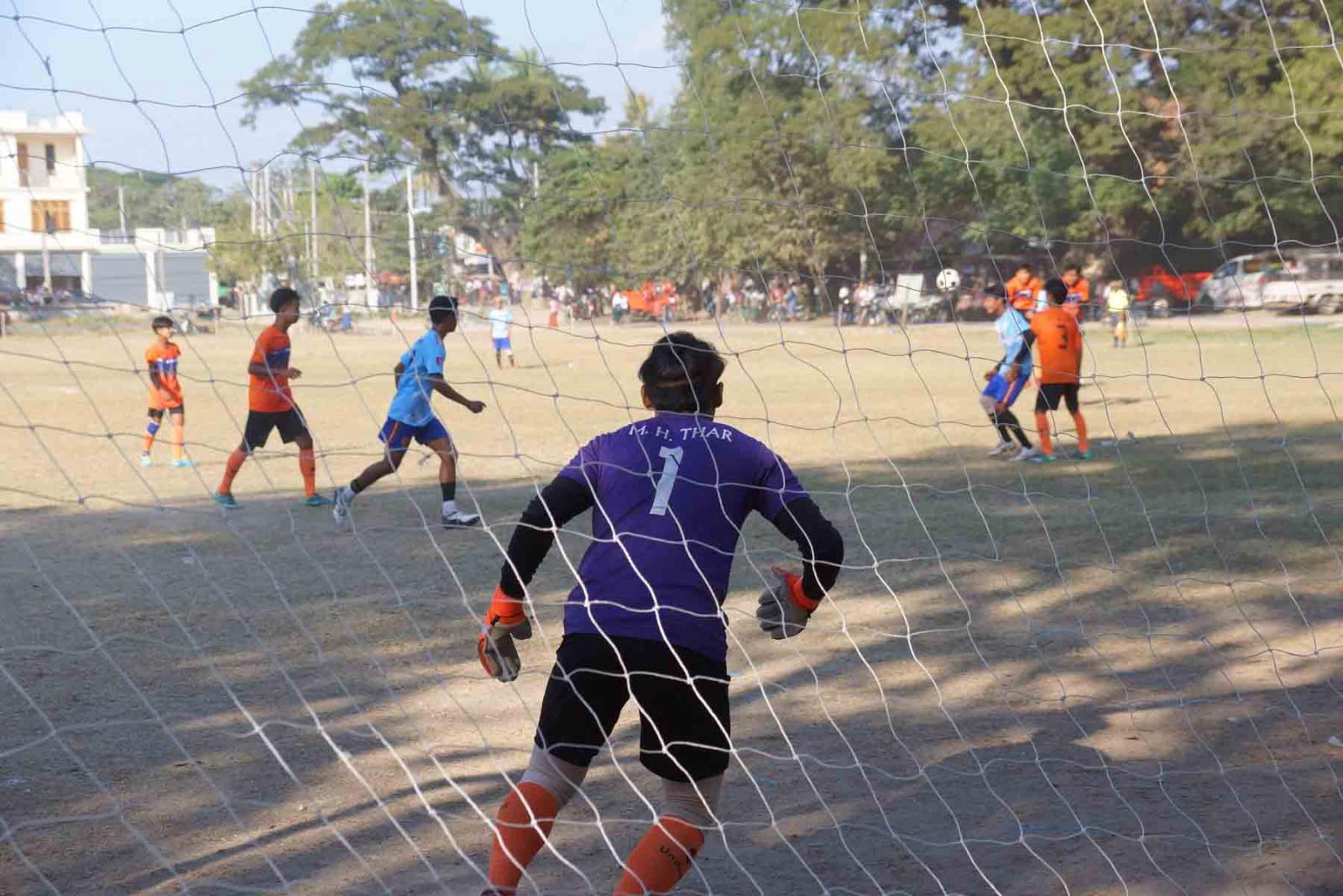 ပုဗ္ဗသီရိမြို့နယ်၌ ၇၅ နှစ်မြောက် စိန်ရတုလွတ်လပ်ရေးနေ့အထိမ်းအမှတ် အမျိုးသားဖိတ်ခေါ် ဘောလုံးပ