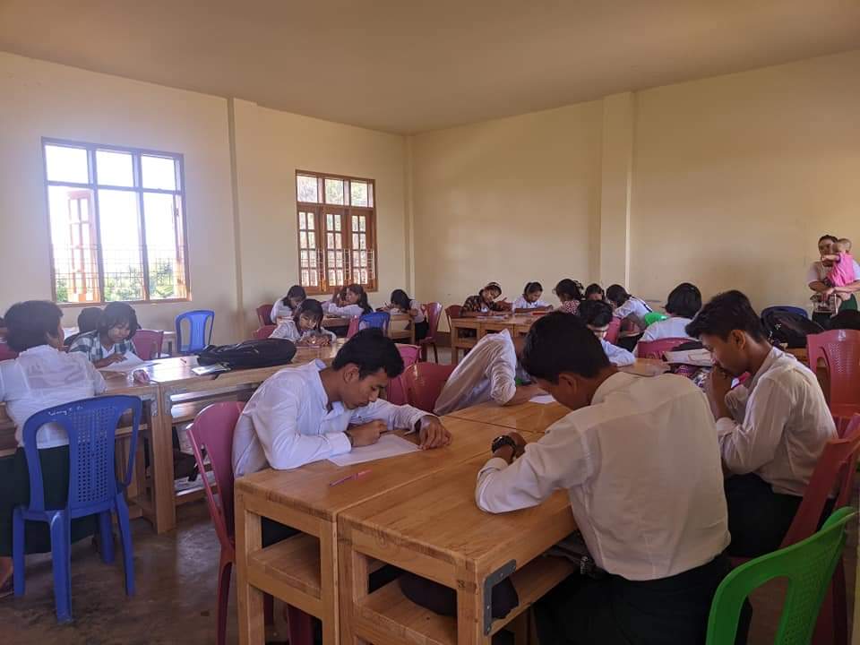 မအီမြို့ ဂျီဖြူတောင် အ ထ က ခွဲ တွင် စိန်ရတုလွတ်လပ်ရေးနေ့အထိမ်းအမှတ်အက