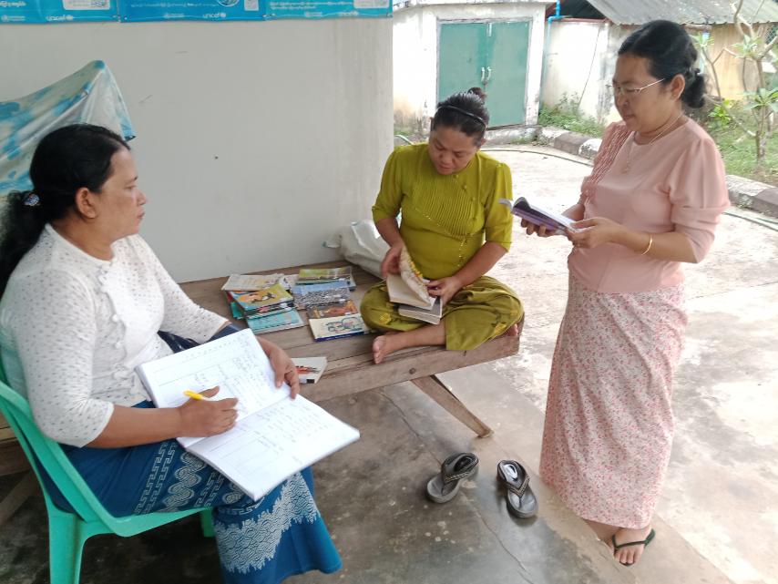 လှည်းကူးမြို့နယ်တွင် Mobile Library စနစ်ဖြင့် စာဖတ်သူလက်ဝယ်အရောက်စာအုပ