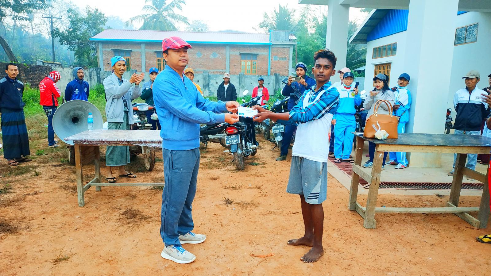 ၇၅ နှစ်မြောက် စိန်ရတုလွတ်လပ်ရေးနေ့ကို ဂုဏ်ပြုကြိုဆိုသောအားဖြင့် မီနီမာရသွန်အပြေး ပြိုင်ပွဲကျင