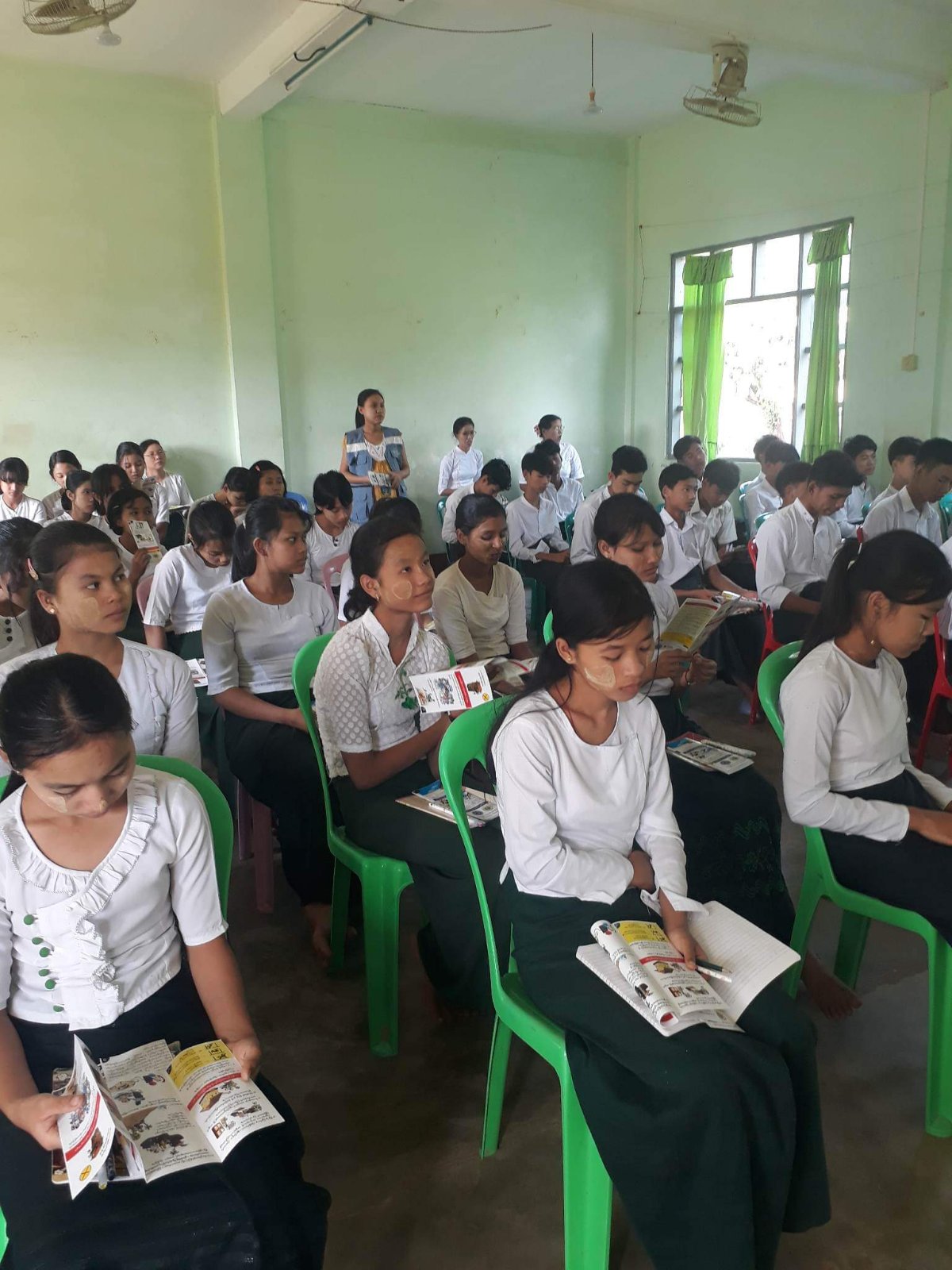 ကဝမြို့နယ် အ ခြေခံပညာအထက်တန်းကျောင်း ဖလေး တွင် သဘာဝဘေးအန္တရာယ်ကြိုတင
