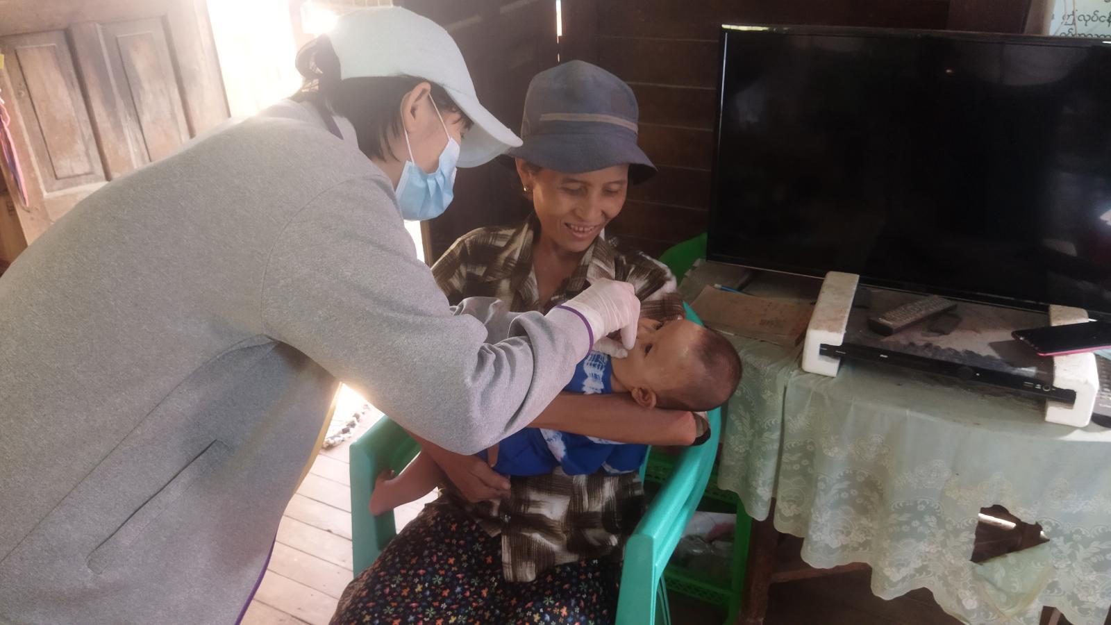 သဲကုန်းမြို့နယ်၌ အသက် ၂ နှစ်အောက် ကလေးငယ်များနှင့် ကိုယ်ဝန်ဆောင်မိခင်များအား ပုံမှန်ကာကွယ