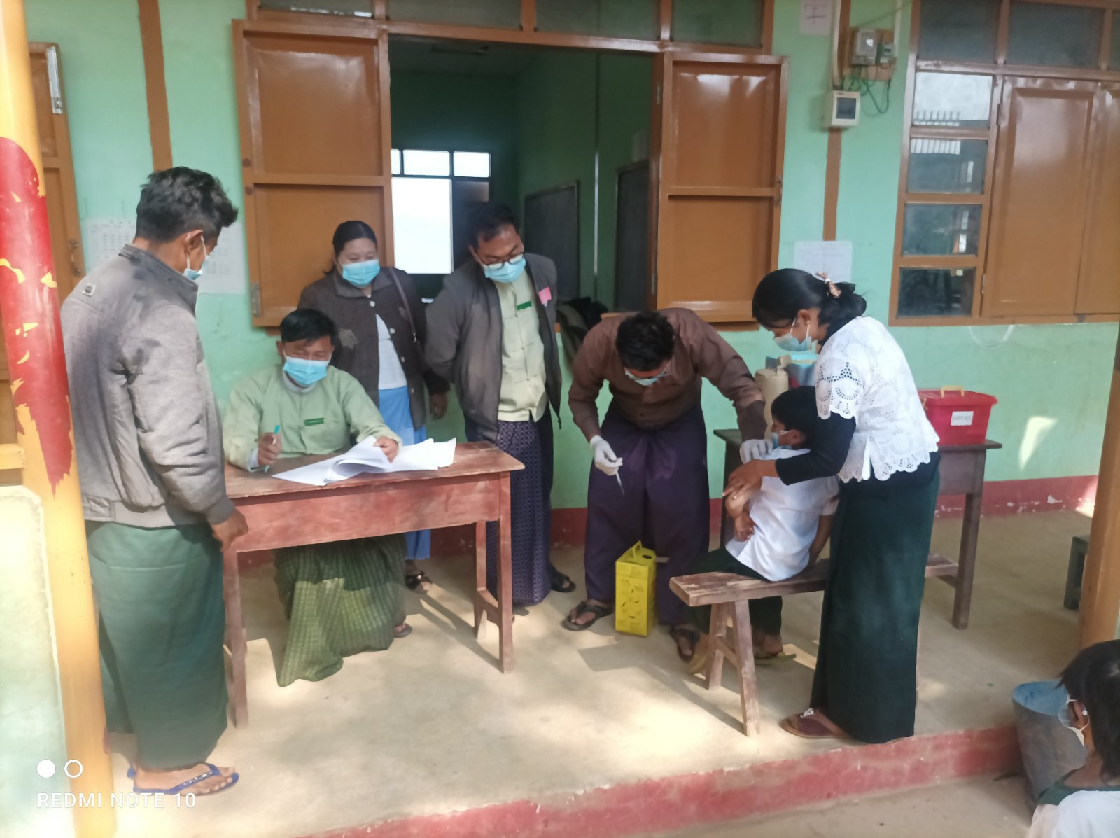 ကုန်းကြမ်းမြို့ အ မ က တာရှန် တွင်အသက် ၅ နှစ်မှ ၁၂ နှစ်ထိကျောင်းသား