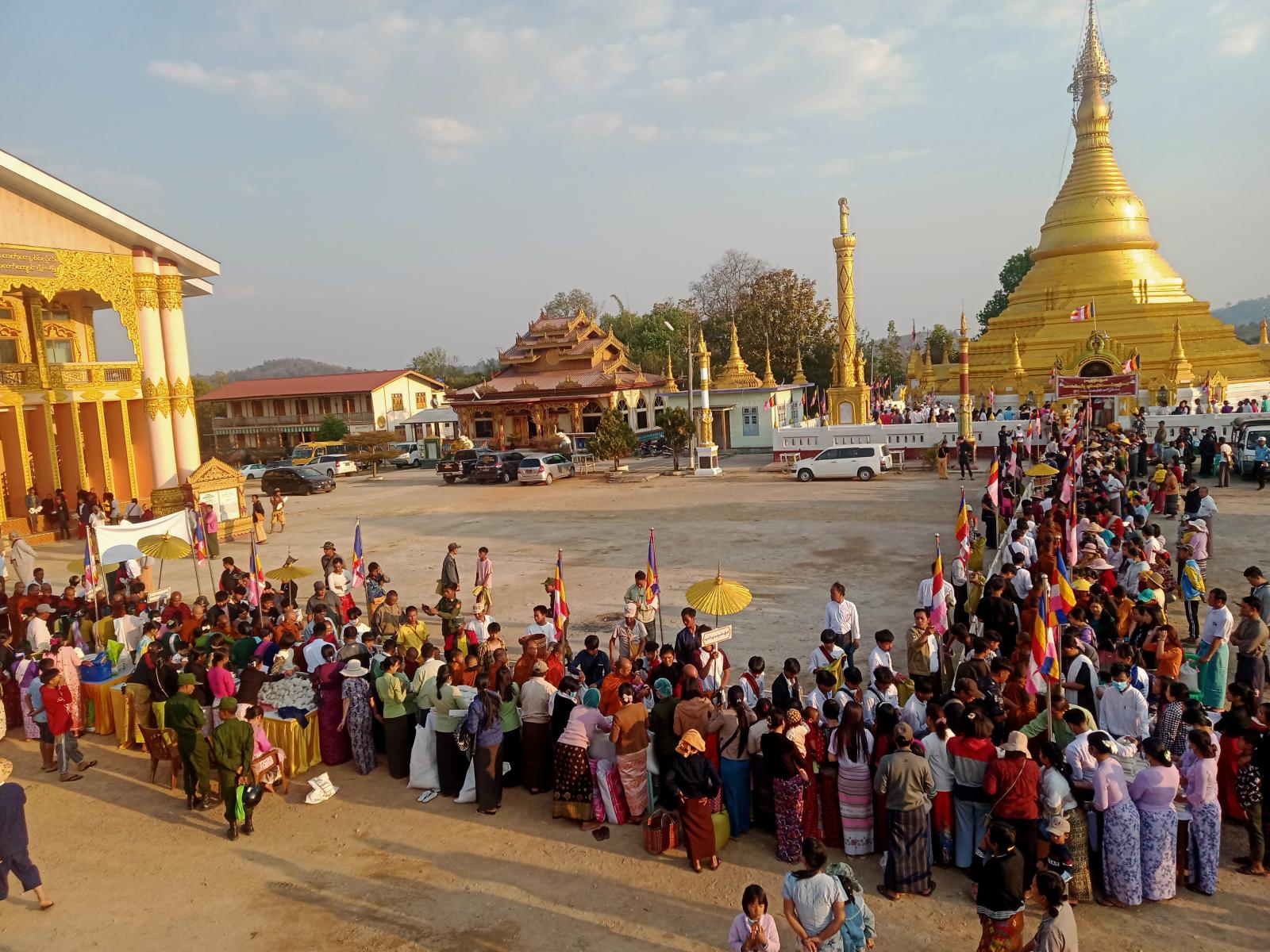 လွိုင်လင်မြို့ ဓာတ်တော်ကျောင်းတိုက် ဆုတောင်းပြည့်စေတီတော်တွင် မဟာသံဃိတဒ