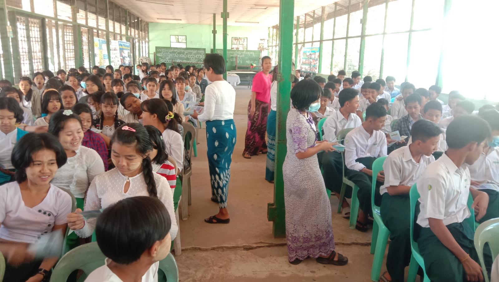 ရွှေပြည်သာမြို့နယ်၌ ၇၆ နှစ်မြောက်ပြည်ထောင်စုနေ့အထိမ်း အမှတ်အသိပညာပေး