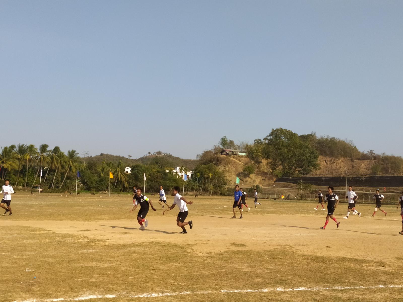 မြောက်ဦးမြို့၌ ၇၆ နှစ်မြောက် ပြည်ထောင်စုနေ့အထိမ်းအမှတ် မြို့နယ်အုပ်ချုပ်ရေးဖလား ရပ်ကွက် ကျေးရ