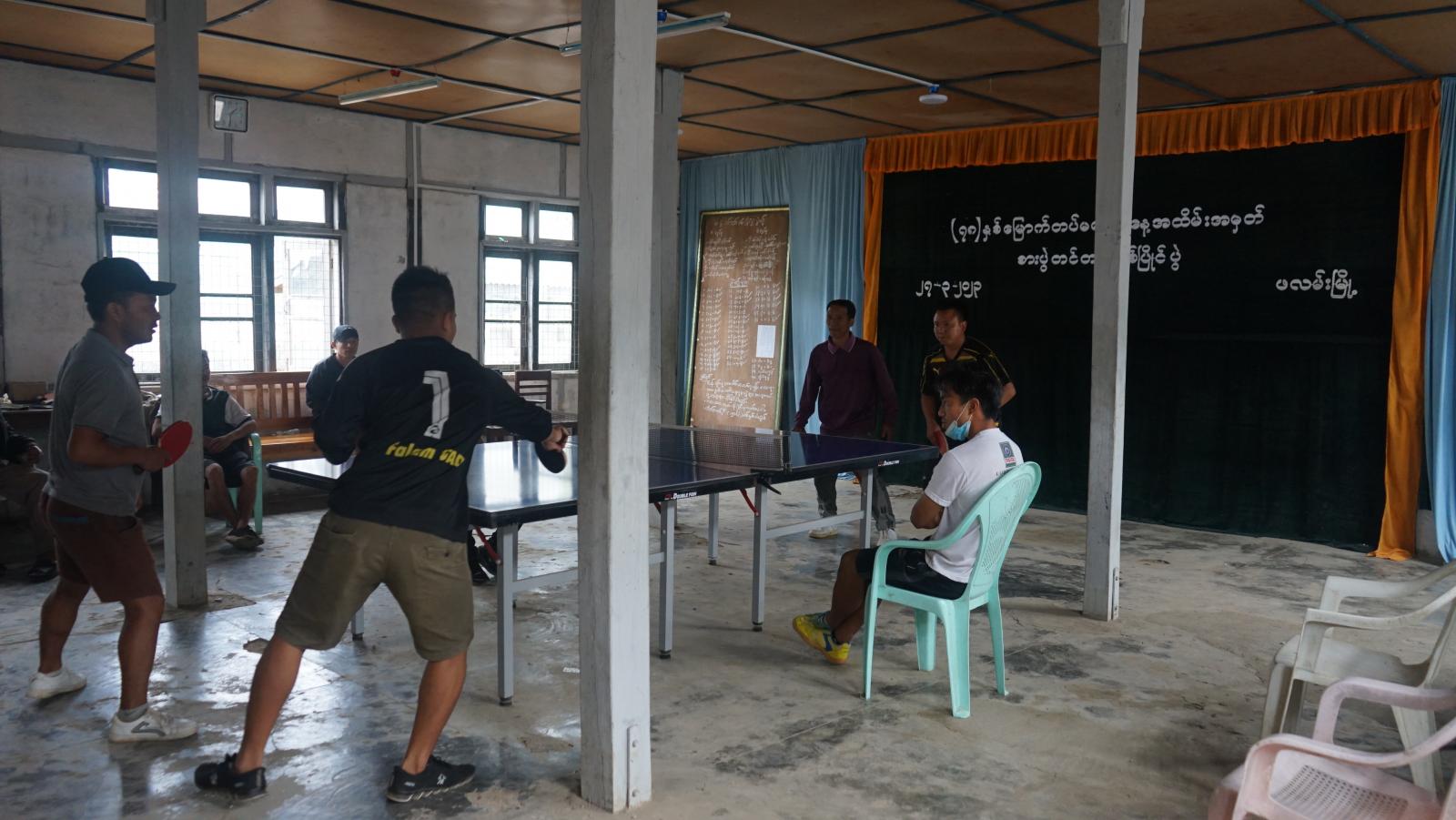 ဖလမ်းမြို့၌ ၇၈ နှစ်မြောက် တပ်မတော်နေ့ အထိမ်းအမှတ် စားပွဲတင်တင်းနစ်ပ