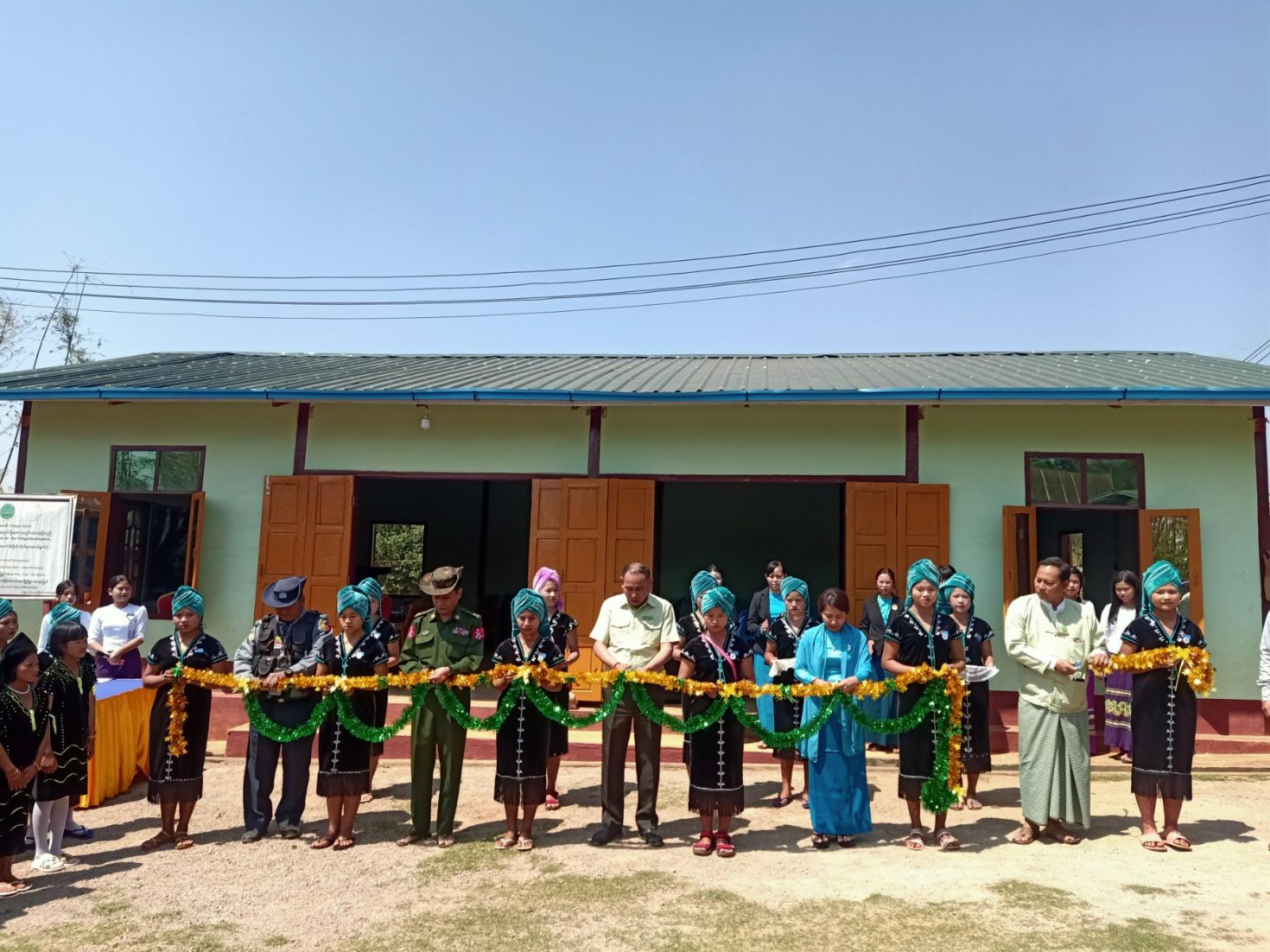 ၇၈ နှစ် မြောက် တပ်မ တော် နေ့ကို ဂုဏ်ပြုကြိုဆို သောအားဖြင့် ကျားကုန်း က