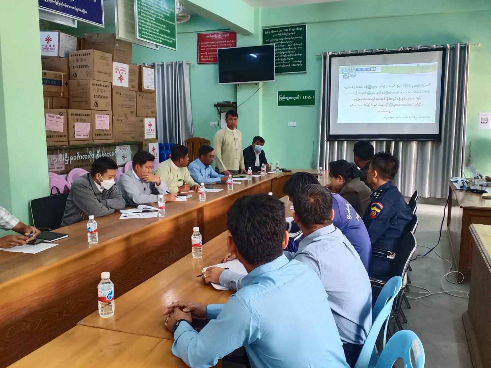 ရှမ်းပြည်နယ် မူဆယ်မြို့ တရုတ် မြန်မာနယ်စပ်ဖြတ်ကျော် ဓာတ်အားလိုင