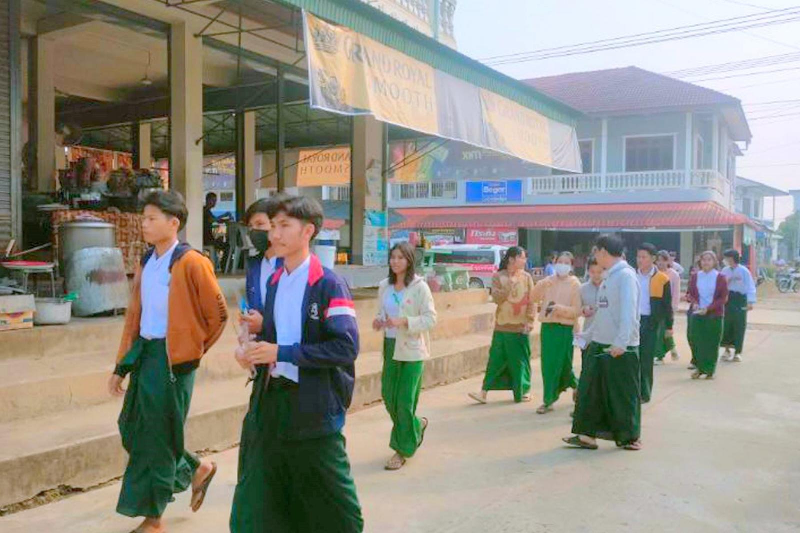 မိုင်းယောင်းမြို့တွင် ၂၀၂၃ ခုနှစ် တက္ကသိုလ်ဝင်တန်းစာမေးပွဲ ရူပဗေဒဘာသာရပ်ဖြေဆို Information And 