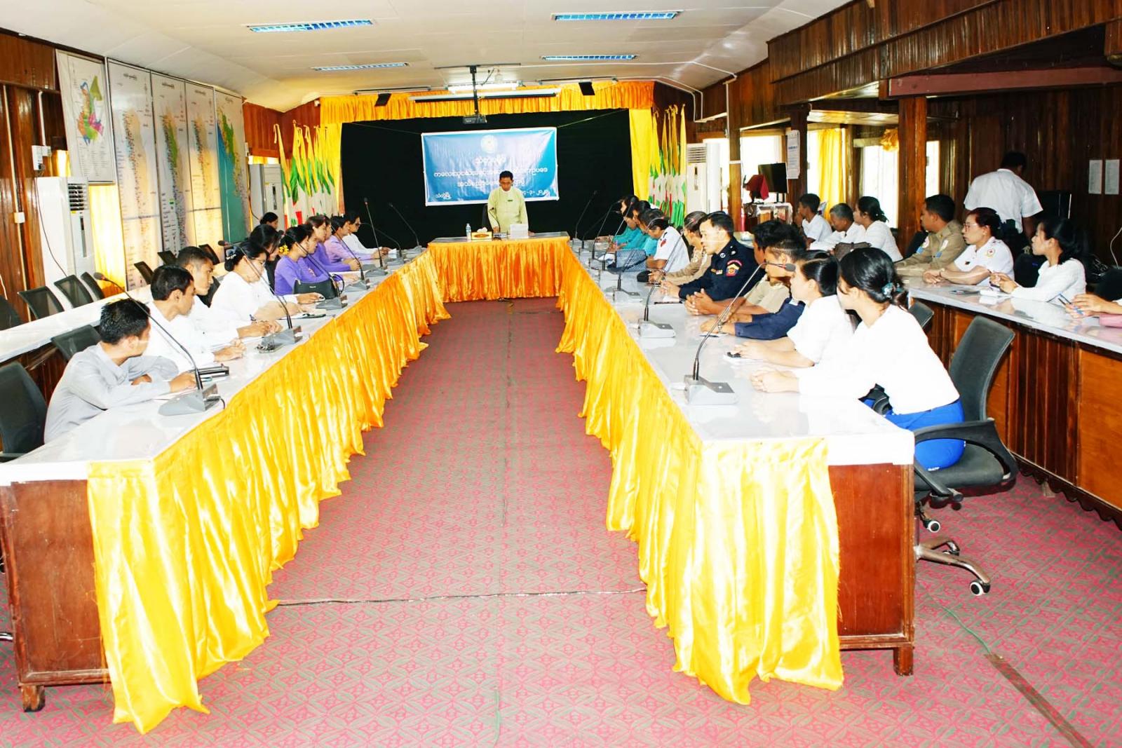 သံတွဲမြို့၌ ကလေးသူငယ်အခွင့်အရေးဆိုင်ရာ ဥပဒေ အသိပညာပေး ဟောပြောပွဲ ကျင်းပ