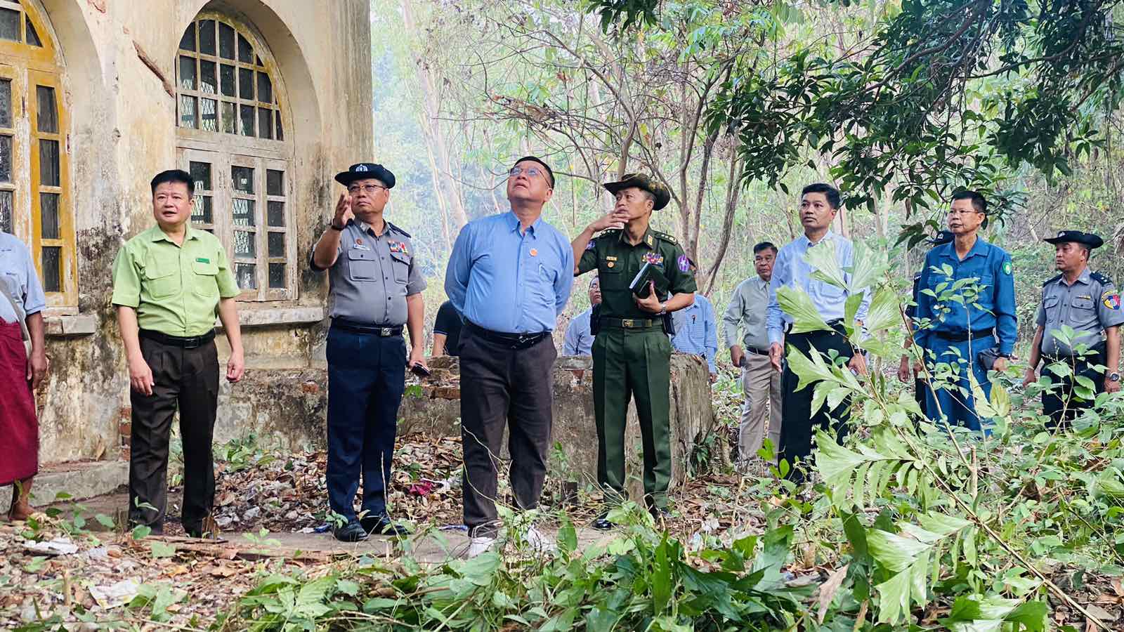 မွန်ပြည်နယ်ဝန်ကြီးချုပ် ဦးအောင်ကြည်သိန်း မော်လမြိုင်မြို့၊ စာသင် ကျောင
