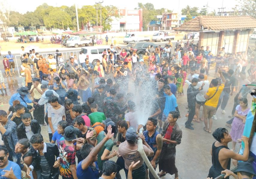 မင်္ဂလာဒုံမြို့နယ်တွင် မြန်မာ့ရိုးရာယဉ်ကျေးမှု မဟာသင်္ကြန်ပွဲတော် အကြတ