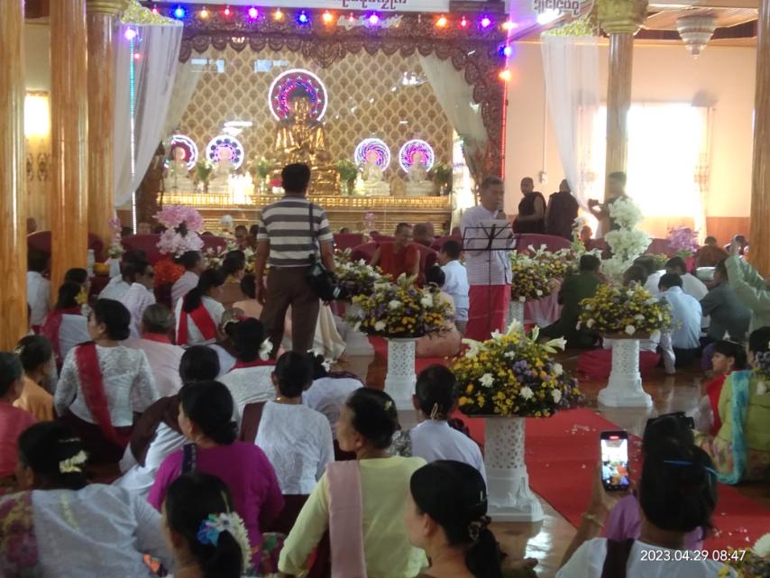 သံဖြူဇရပ်မြို့နယ်၌ မွန်ပြည်နယ် ဝန်ကြီးချုပ် ဦးအောင်ကြည်သိန်းနှင့် အဖ