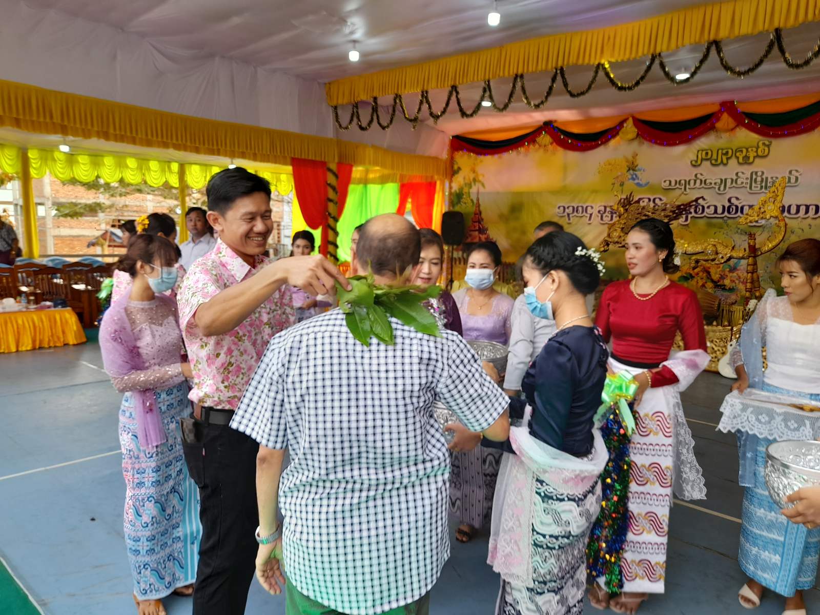 သရက်ချောင်းမြို့နယ်တွင် မြန်မာ့ရိုးရာ မဟာသင်္ကြန်ပွဲတော်နှင့် မဟာသင်္က