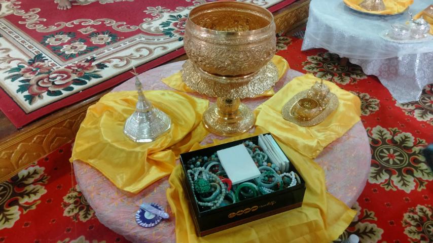 မှော်စီစာကျေးရွာ သီရိရတနာစိမ်း ဓမ္မရိပ်သာကျောင်းတိုက်၌ လိုတရရွှေသာလျောင်းဘုရားကြီး၊ ကျောက်စိမ