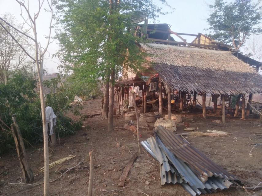 ပန်းတောင်းမြို့နယ်တွင် လေပြင်းတိုက်ခတ်မှုကြောင့် လူနေအိမ် ၁၀ လုံးပျက