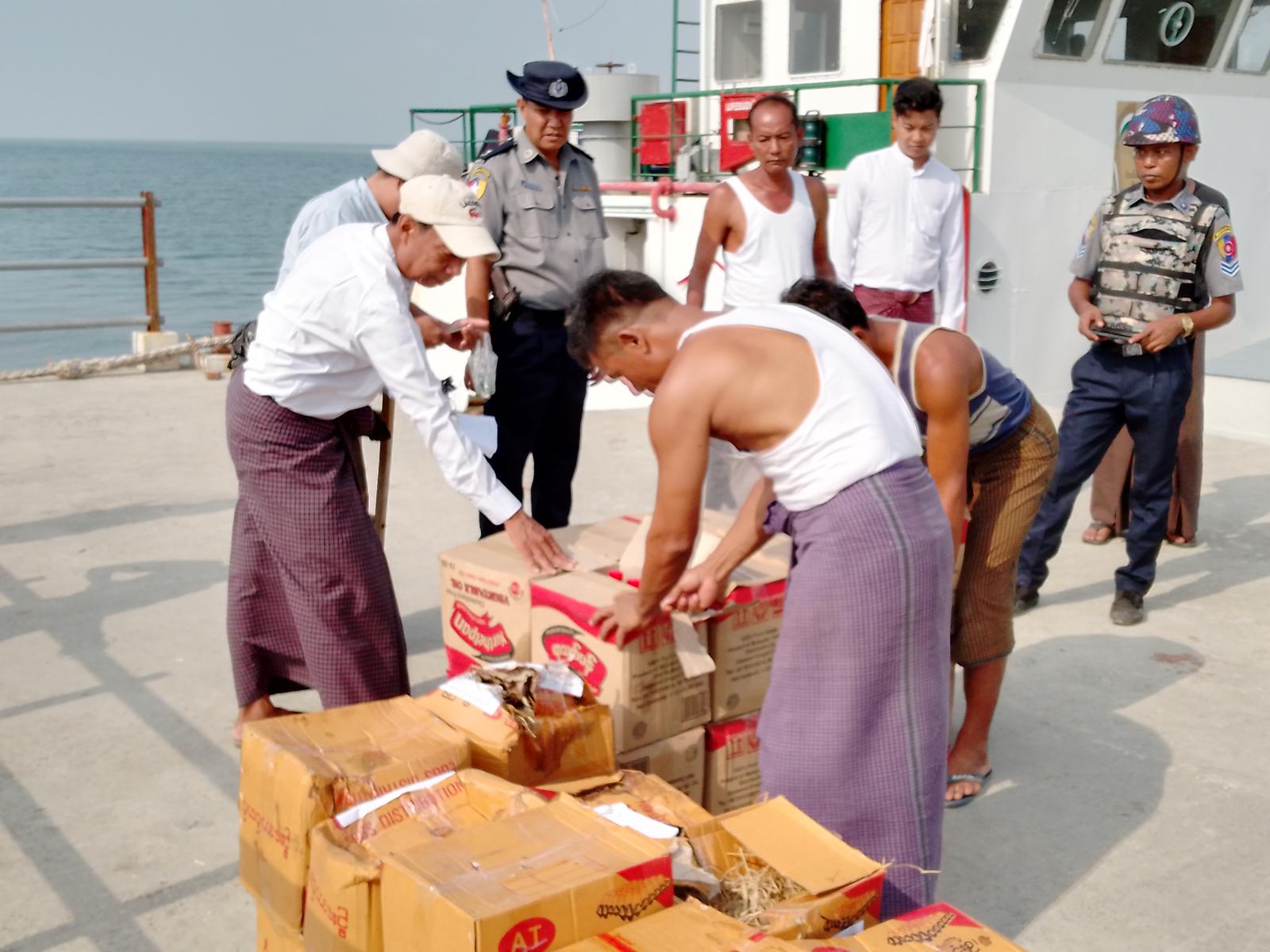မြေပုံမြို့၌ ဗိုလ်မှူးချုပ် ကျော်ကျော်စိုးက ရခိုင်ပြည်နယ်အစိုးရအဖွဲ့၏ သဘာဝဘေး ပြန်လည်ထူထောင