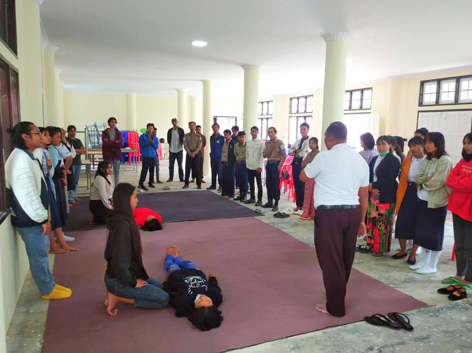ကလောမြို့နယ်၌ ရှေးဦးသူနာပြုစုခြင်းသင်တန်း ၁ ၂၀၂၃ ဆင်းပွဲပြုလုပ