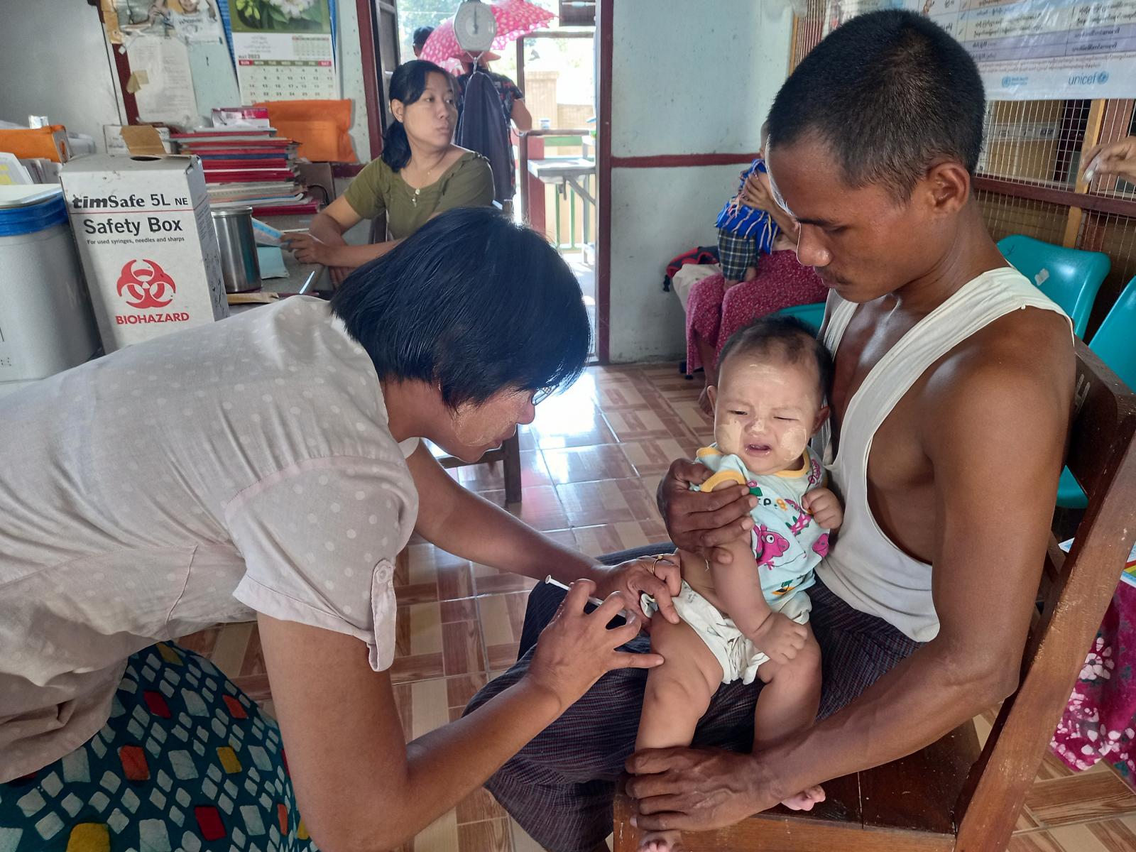 ငဖဲမြို့နယ်၌ အသက်နှစ်နှစ်အောက် ကလေးငယ်များနှင့် ကိုယ်ဝန်ဆောင်မိခင်မ