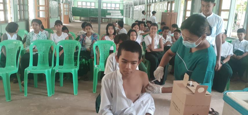 သဲကုန်းမြို့နယ်တွင် အသက် ၅ နှစ်နှင့်အထက် ကျောင်းသား၊ ကျောင်းသူများအား
