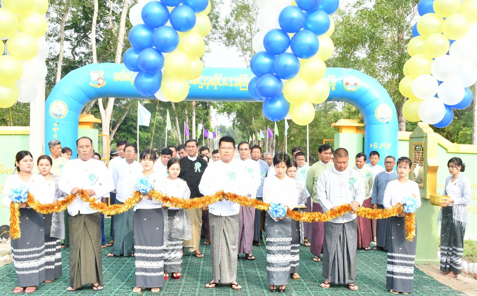 ဧရာဝတီတိုင်းဒေသကြီးအစိုးရအဖွဲ့ဝန်ကြီးချုပ် ဦးတင်မောင်ဝင်း တိုင်းဒေသက