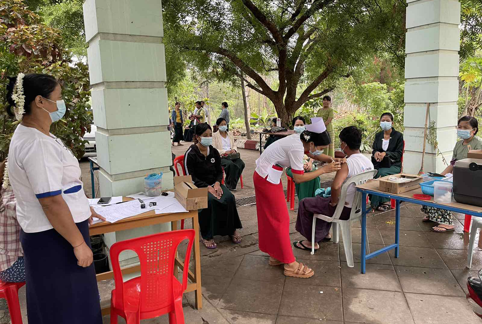 ဇေယျာသီရိမြို့နယ်၌ ပညာရေးဝန်ထမ်းများနှင့် ပြည်သူများ စုစုပေါင်း ၈၀