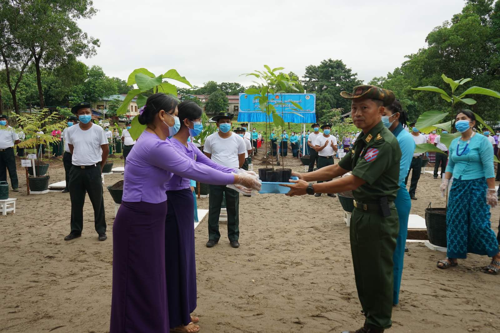 မွန်ပြည်နယ်ဝန်ကြီးချုပ် ဦးအောင်ကြည်သိန်း ၂၀၂၃ခုနှစ် မြန်မာအမျိုးသမီးမ