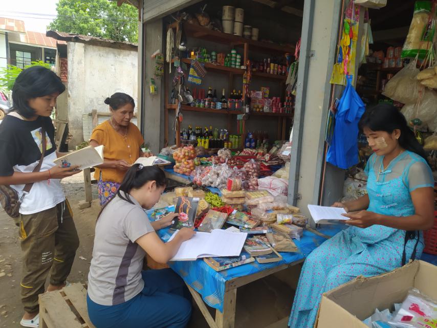 မိုင်းခတ်မြို့၌ Mobile Library စနစ်ဖြင့်စာအုပ်စာ‌စောင်များအခမဲ့ငှားရမ်း