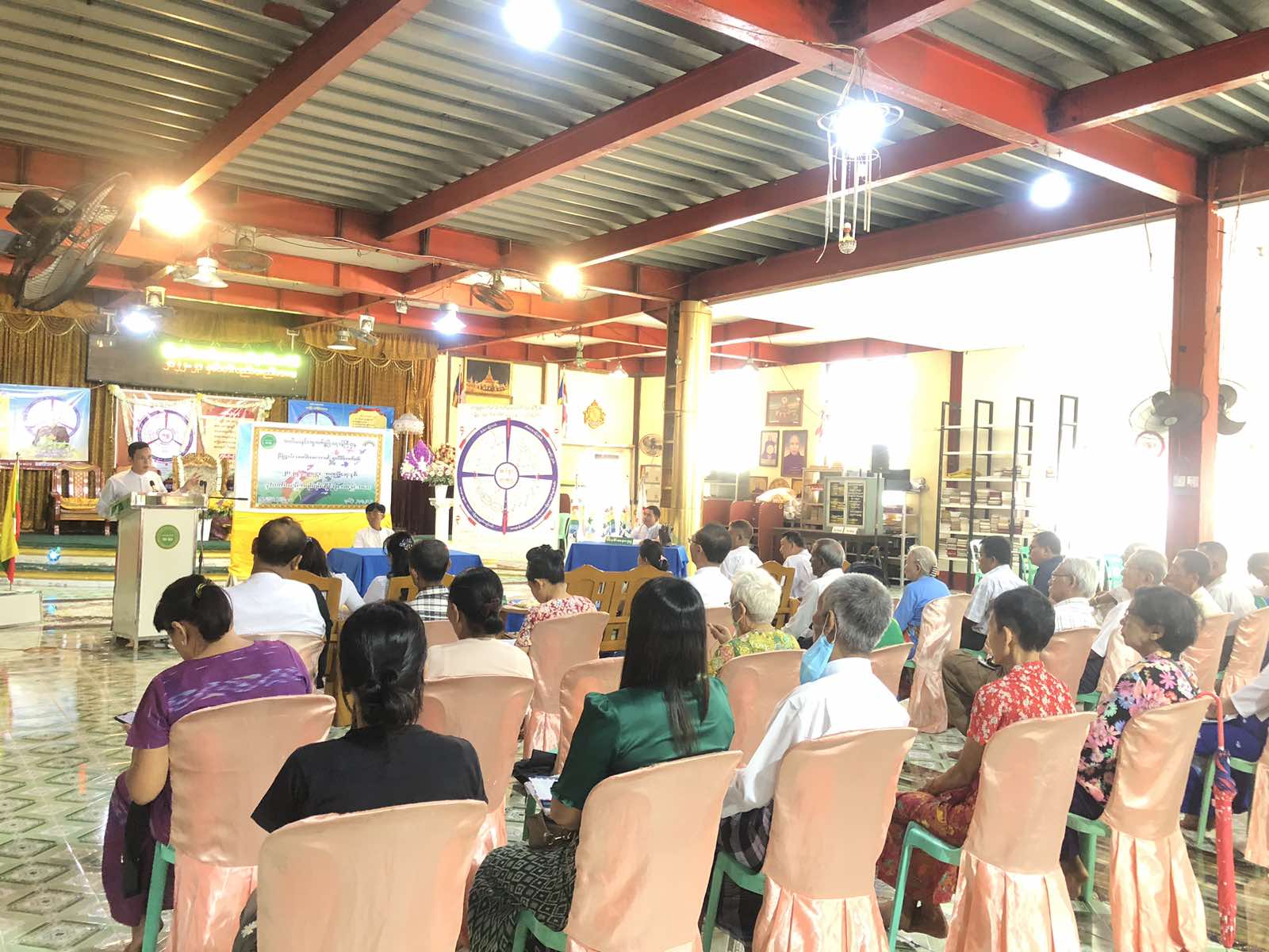 ကြည့်မြင်တိုင်မြို့နယ်၌ မြို့နယ်သမဝါယမအသင်းစု လီမိတက်၏ အရပ်ရပ်ဆိုင