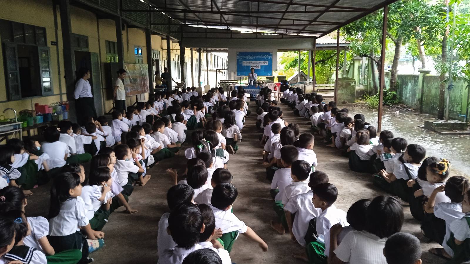 ဒေါပုံမြို့နယ် အ မ က ၄ ကျောင်းတွင် ၇၆ နှစ်မြောက် အာဇာနည်နေ့အထိမ်းအမ