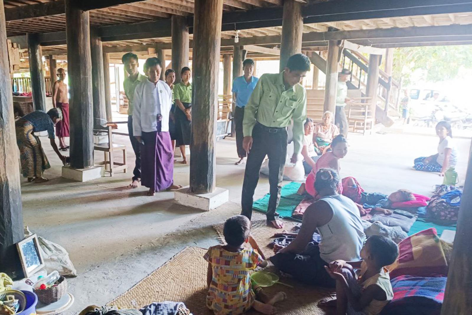 ကံမမြို့၌ ဧရာဝတီမြစ်ရေ မြင့်တက်လာမှုကြောင့် ရေဝင်နစ်မြုပ်သည့် အိမ်ထောင
