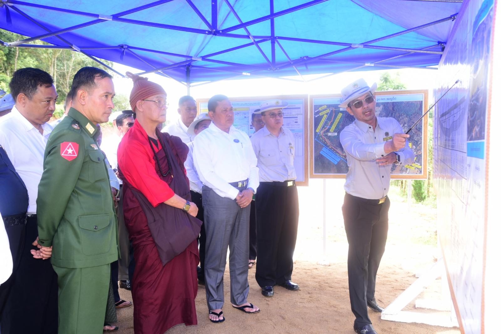 ရှမ်းပြည်နယ်ဝန်ကြီးချုပ်၊ ကျိုင်းတုံမြို့ ဗုဒ္ဓဥယျာဉ်တော်နှင့် လွယ်မ