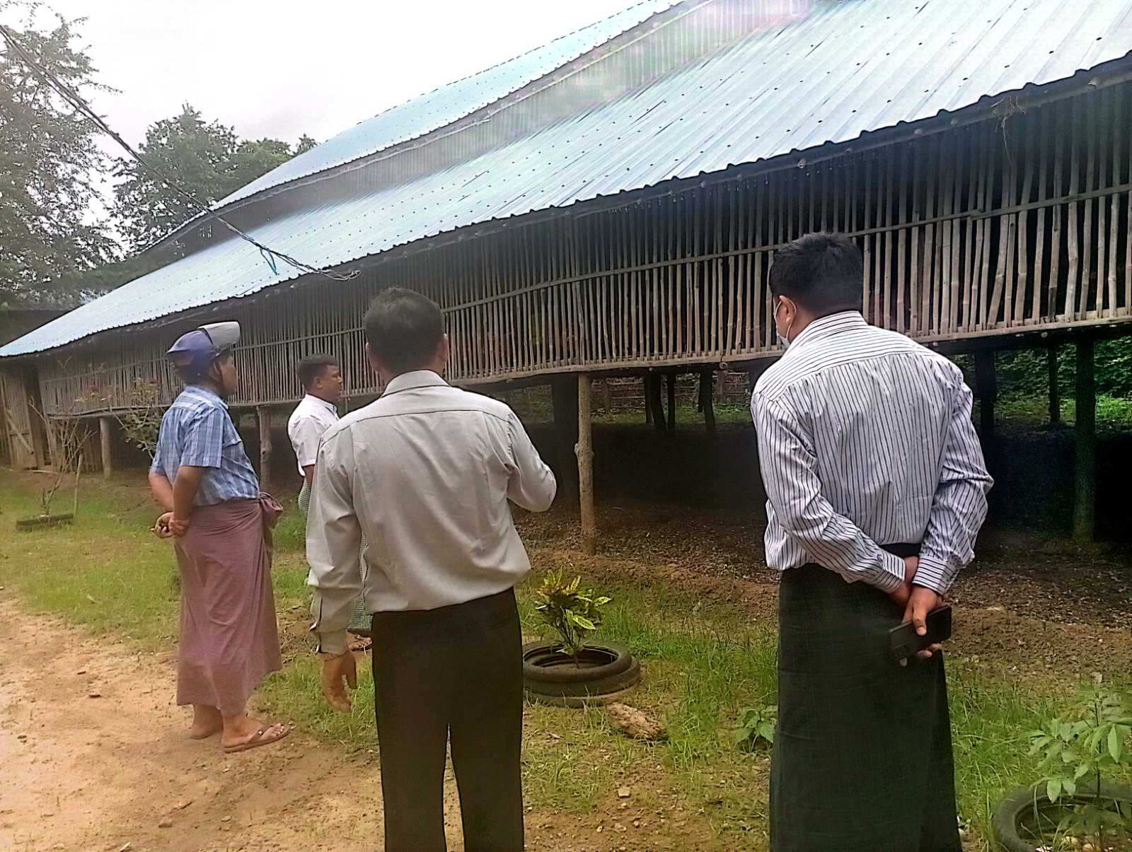 ဒေသတွင်း မွေးမြူရေးနှင့်ကုန်ထုတ်လုပ်ငန်းများ အောင်မြင်အောင် ဆောင်ရွက