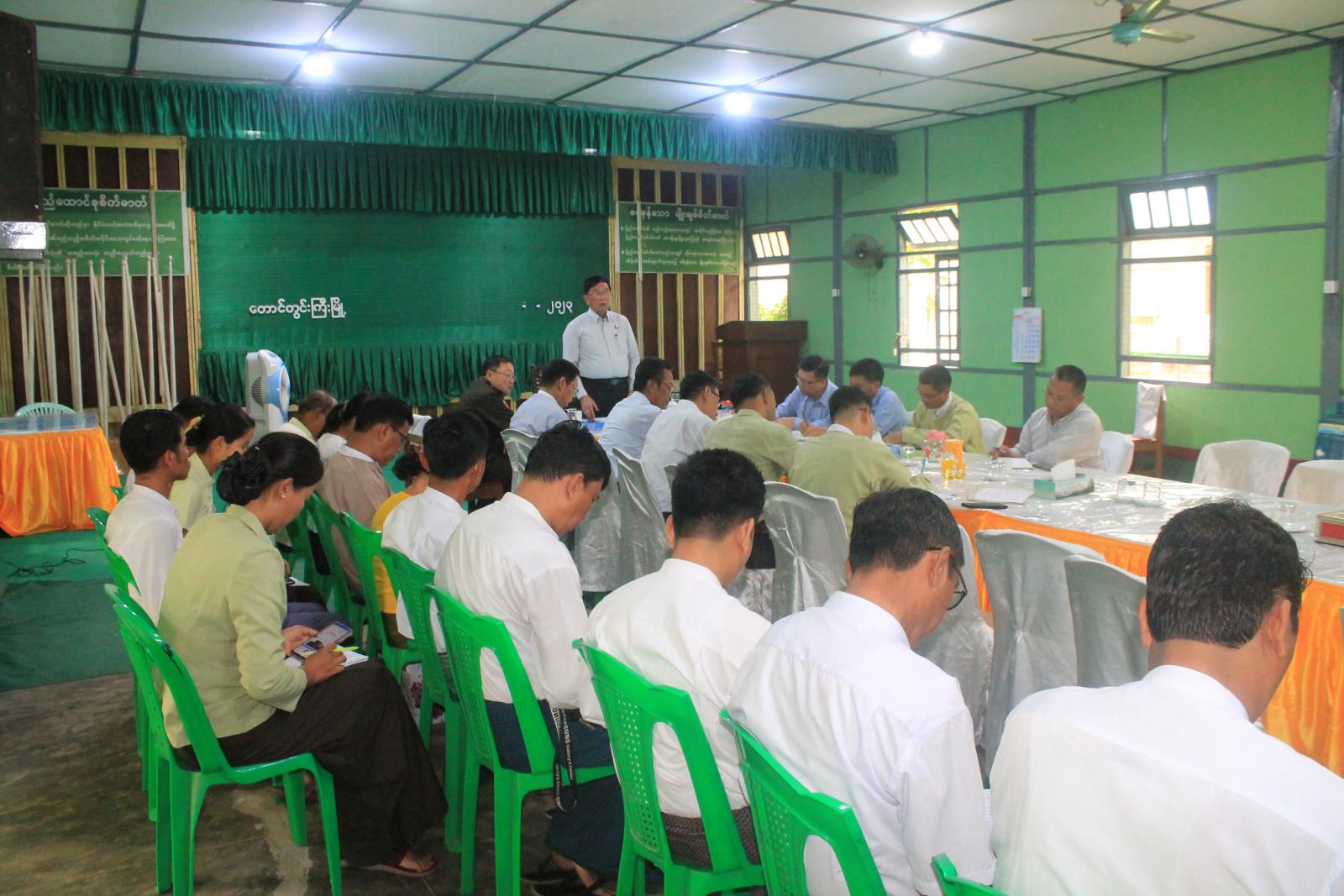 မကွေးတိုင်းဒေသကြီးဝန်ကြီးချုပ် ဦးတင့်လွင် တောင်တွင်းကြီးမြို့နယ်အတွင်းရ
