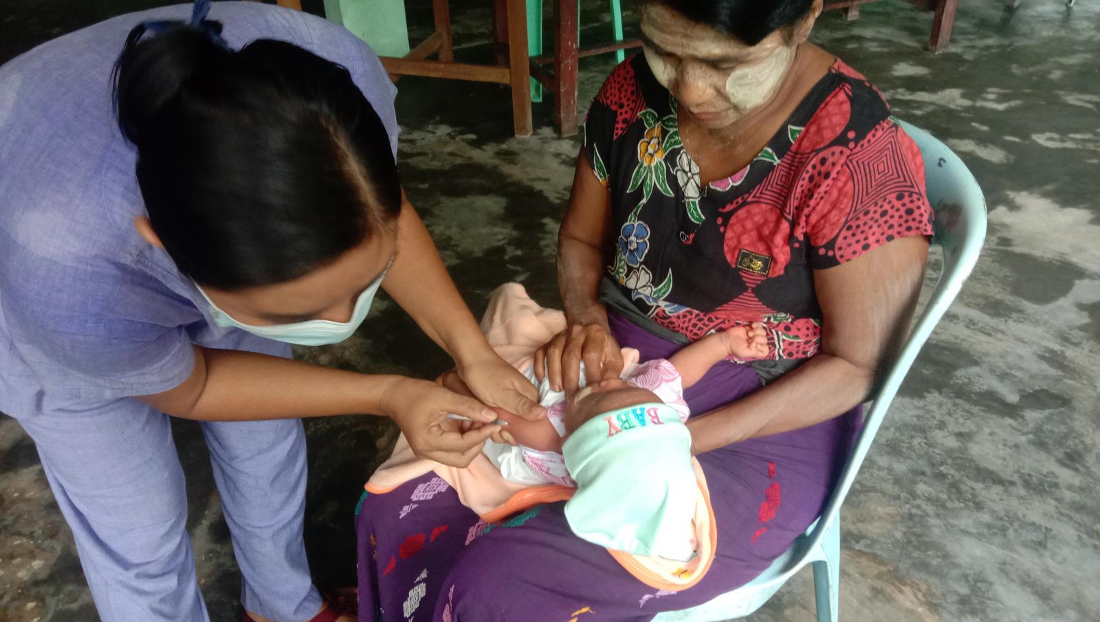 ဒေးဒရဲမြို့၌ မွေးကင်းစမှ အသက် ၁ နှစ်ခွဲအောက် ကလေးများနှင့်ကိုယ်ဝန်ဆောင
