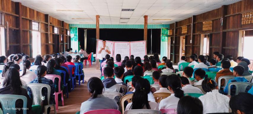 မိုးကုတ်မြို့နယ်၊ အမှတ် ၃ အခြေခံပညာအထက်တန်းကျောင်းတွင် ကြက်ခြေနီရှေးဦးပ