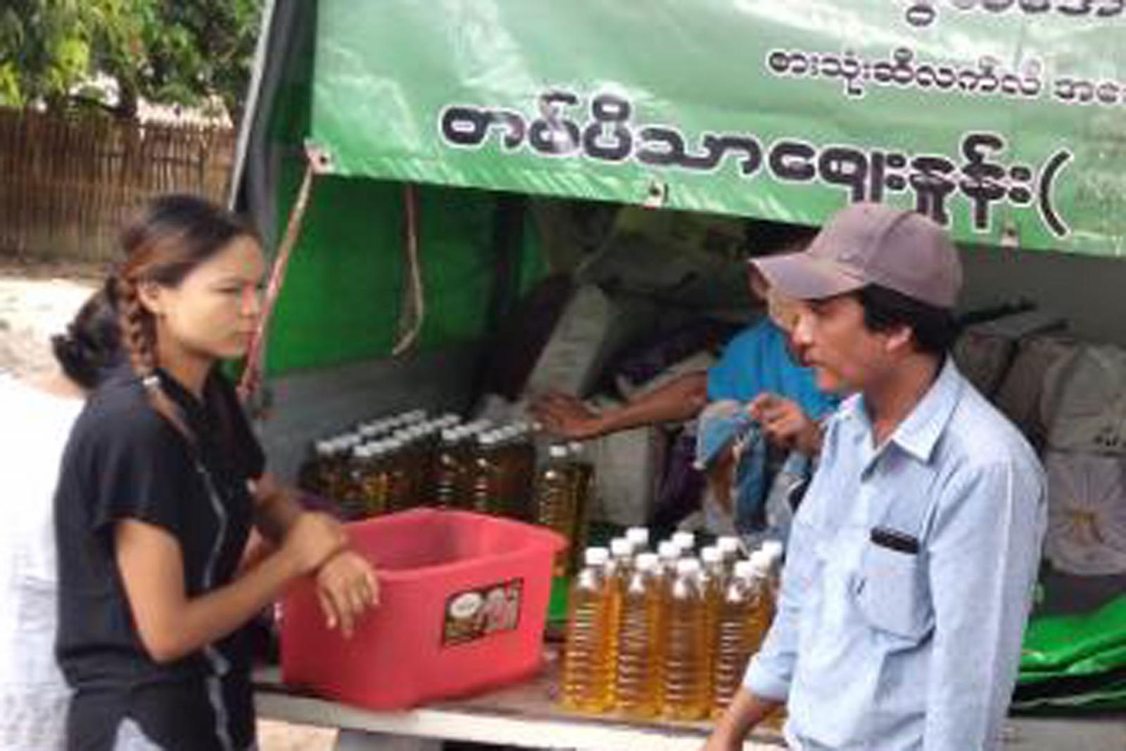 မွန်ပြည်နယ်ဝန်ကြီးချုပ်ဦးအောင်ကြည်သိန်း ချောင်းဆုံမြို့နယ်မြန်မာ့ရိုးရာ