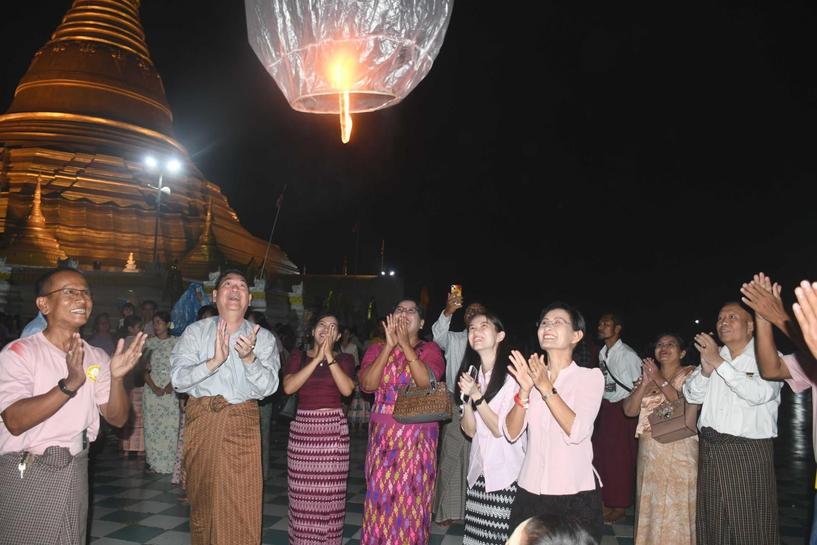 ရခိုင်ပြည်နယ် ဝန်ကြီးချုပ် ဦးထိန်လင်း စစ်တွေမြို့ လောကာနန္ဒာစေတီတော်မြတ