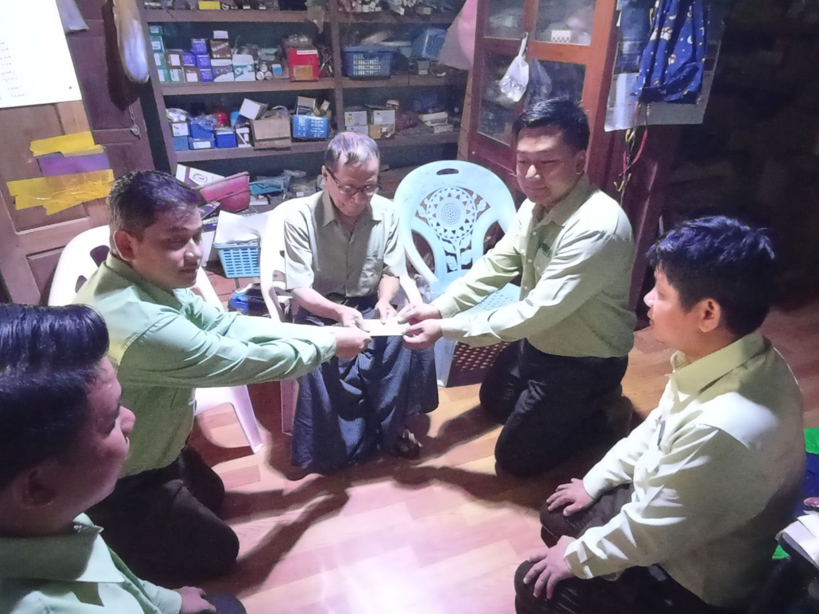 ဂွမြို့နယ်တွင် အသက် ၈၅ နှစ်နှင့် အထက်ဘိုးဘွားများအား လူမှုရေးပင်စင