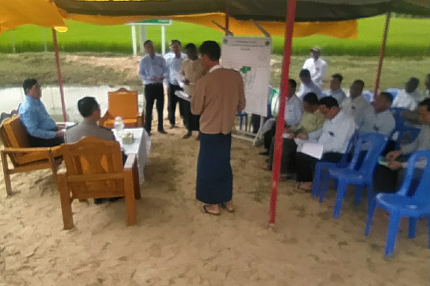 မကွေးတိုင်းဒေသကြီးအစိုးရအဖွဲ့ ဝန်ကြီးချုပ် ဦးတင့်လွင် ၊မြို့သစ်မြို့နယ