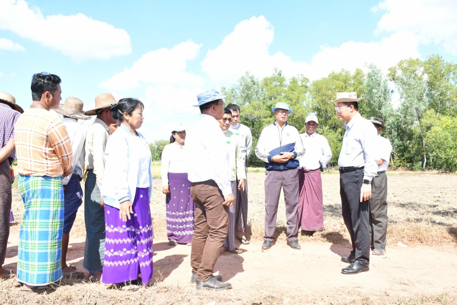 ဧရာဝတီတိုင်းဒေသကြီးဝန်ကြီးချုပ် ဦးတင်မောင်ဝင်း မြောင်းမြခရိုင်အတွင်း