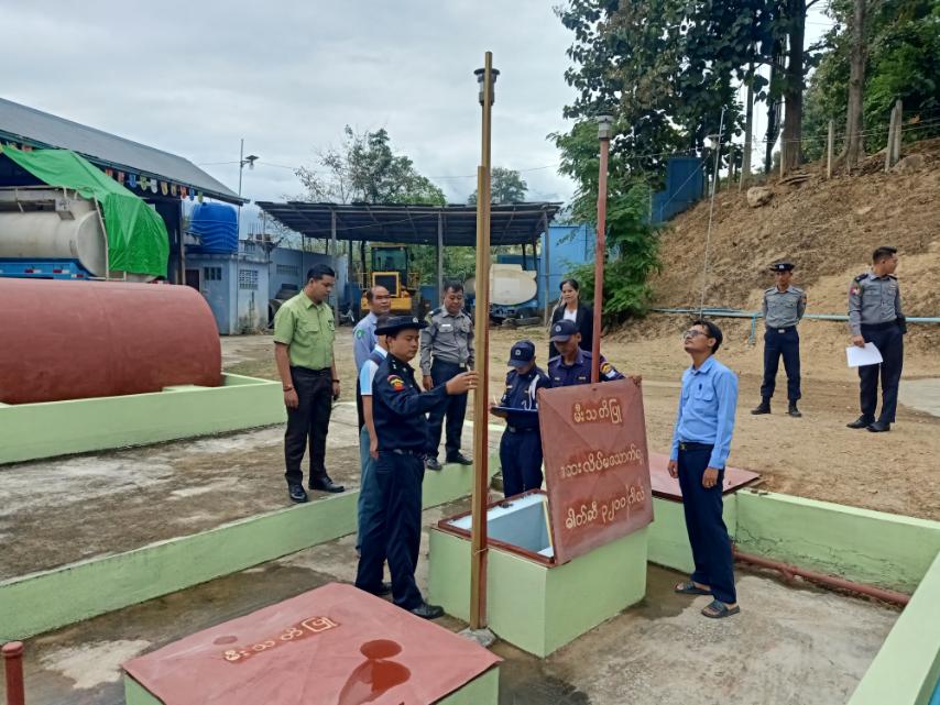 မိုင်းပျဉ်းမြို့၌ စက်သုံးဆီဆိုင်များအား ကွင်းဆင်းစစ်ဆေးခြင်းဆောင်ရွက